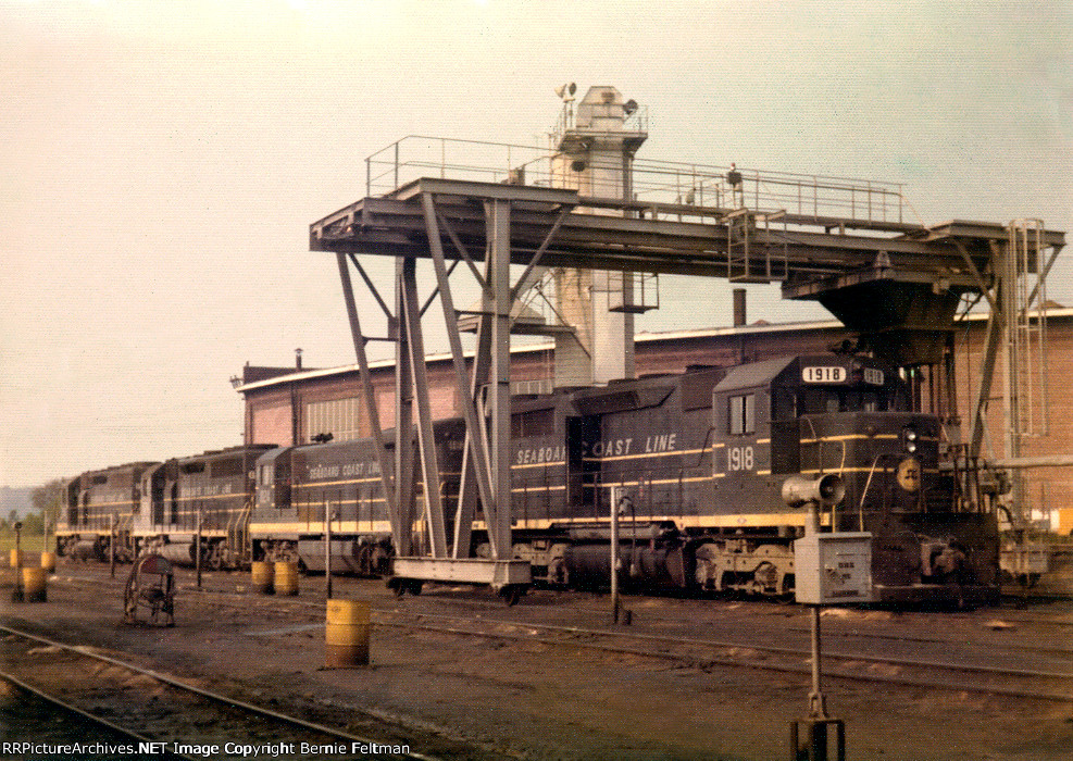 Seaboard Coast Line SD35 #1918 in Louisville & Nashville's Boyles Yard